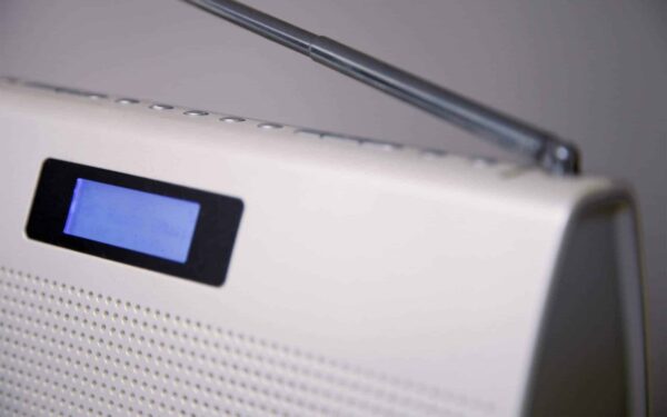 Are You Receiving Me? How To Improve AM Radio Reception At Home