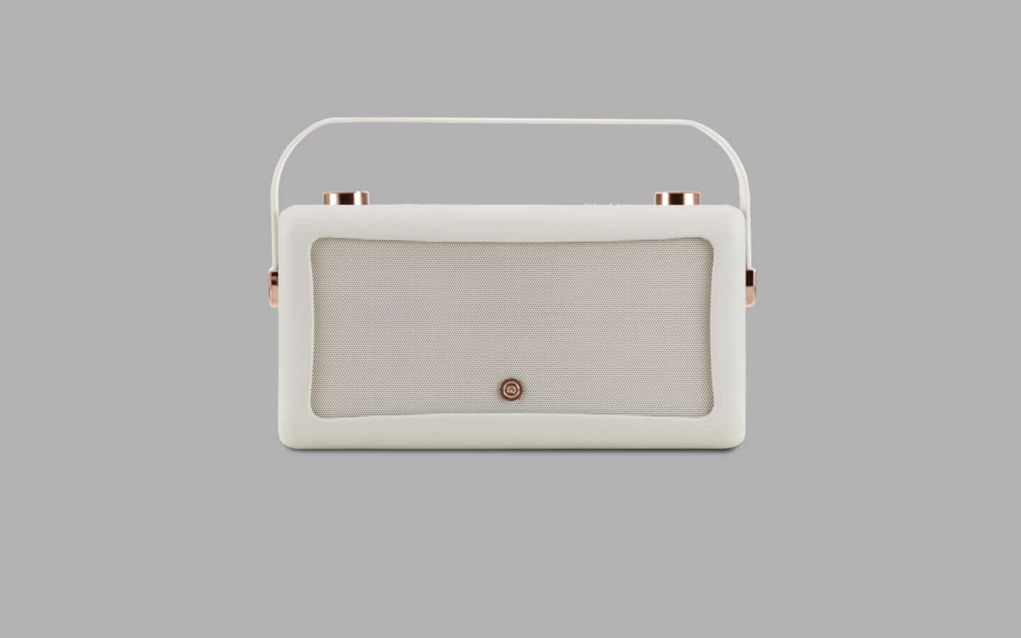VQ Hepburn Voice Review: A Smart Radio With Style