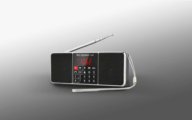 The Best Small Radio: 9 Of The Best Reviewed And Rated