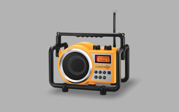 9 Of The Best Waterproof Radio Options To Take On Your Trip