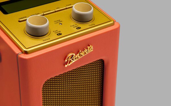 Roberts Revival Mini Review: Small Design, Big Sound