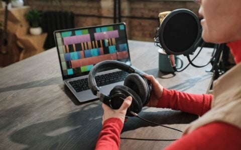 7 Steps to Becoming a Radio Broadcaster: Start Your Career in the Radio ...