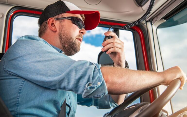 What's the Difference Between Ham Radio VS CB Radio VS Walkie Talkie ...