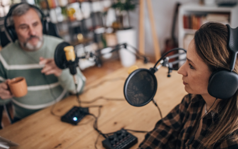 Your Guide To The Best 11 Talk Radio Stations In Los Angeles – Radio ...
