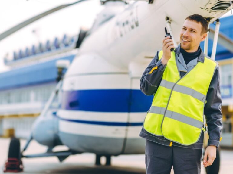 A Legal Tailspin: Can You Legally Listen to Airport Radio? – Radio Fidelity