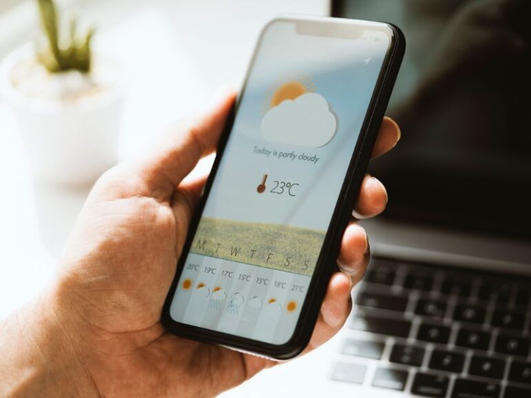 Best 8 Emergency Weather Radio Apps Ranked (Stay Safe) – Radio Fidelity